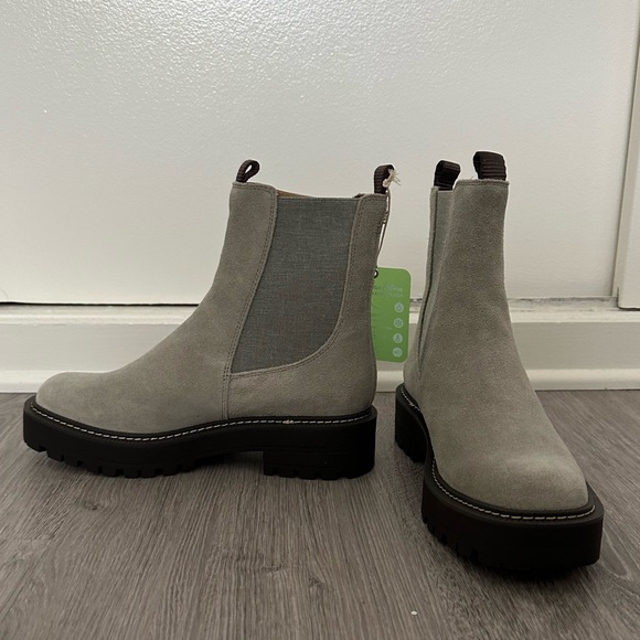 Sam Edelman | Shoes | Sam Edelman Laguna Chelsea Boot In Mineral Green ...